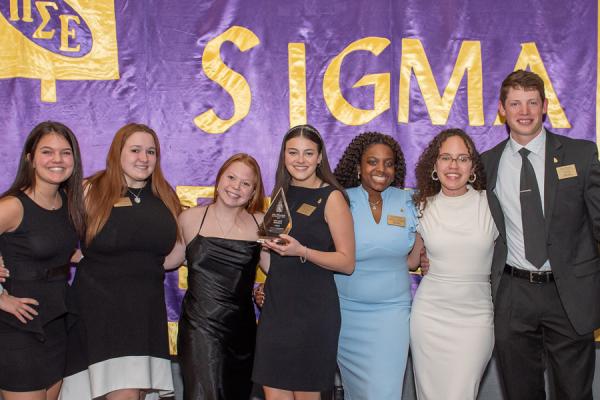 Marketing & Entrepreneurship Majors | Kent State University